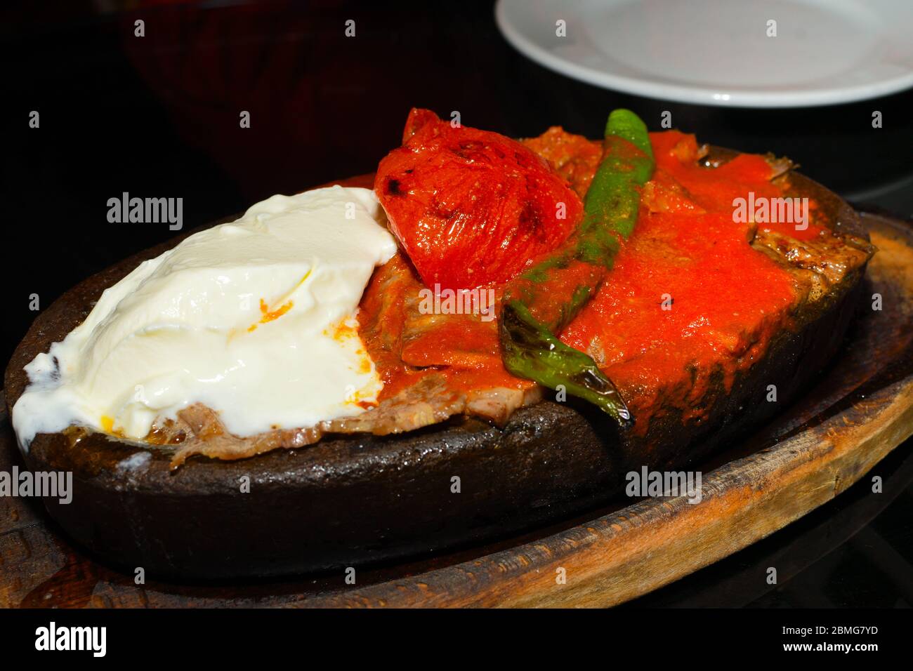 İskender kebap is one of the most well-known dishes of northwestern ...