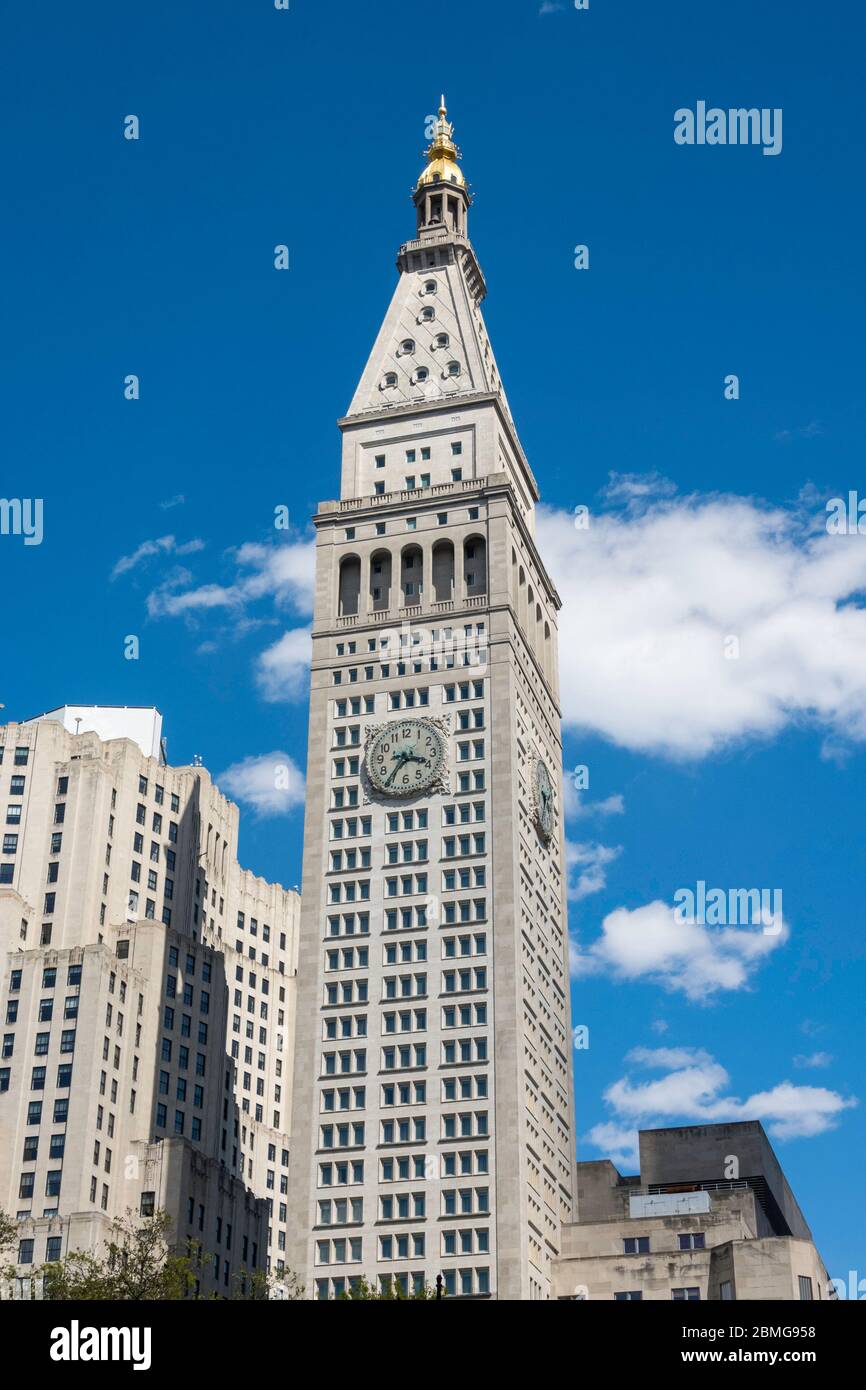 Metlife tower hi-res stock photography and images - Alamy