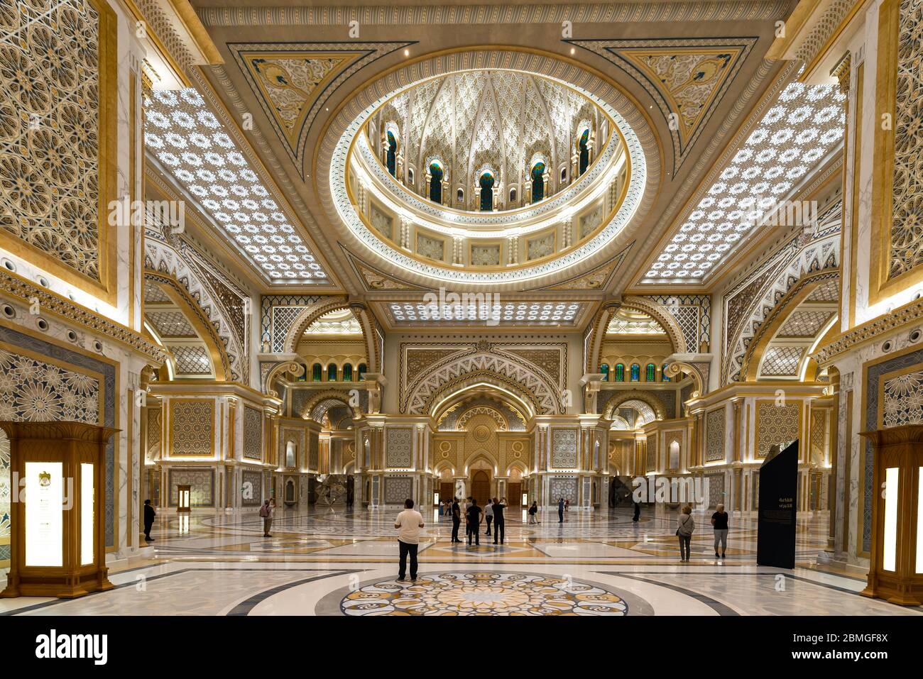Abu Dhabi presidential Palace Stock Photo - Alamy Abu Dhabi presidential Palace Stock Photo - Alamy