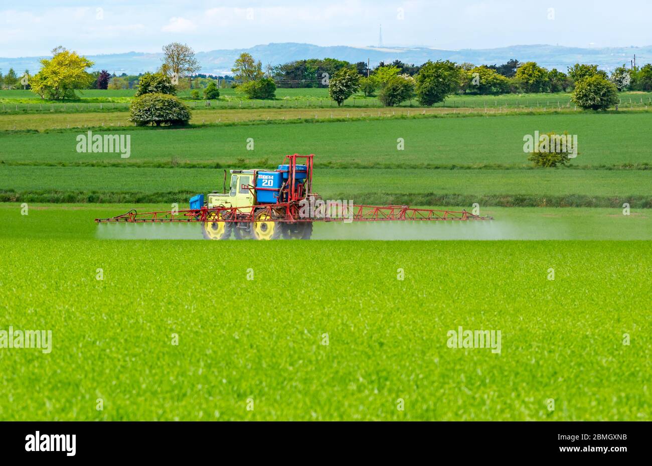 Crop spraying hi-res stock photography and images - Alamy