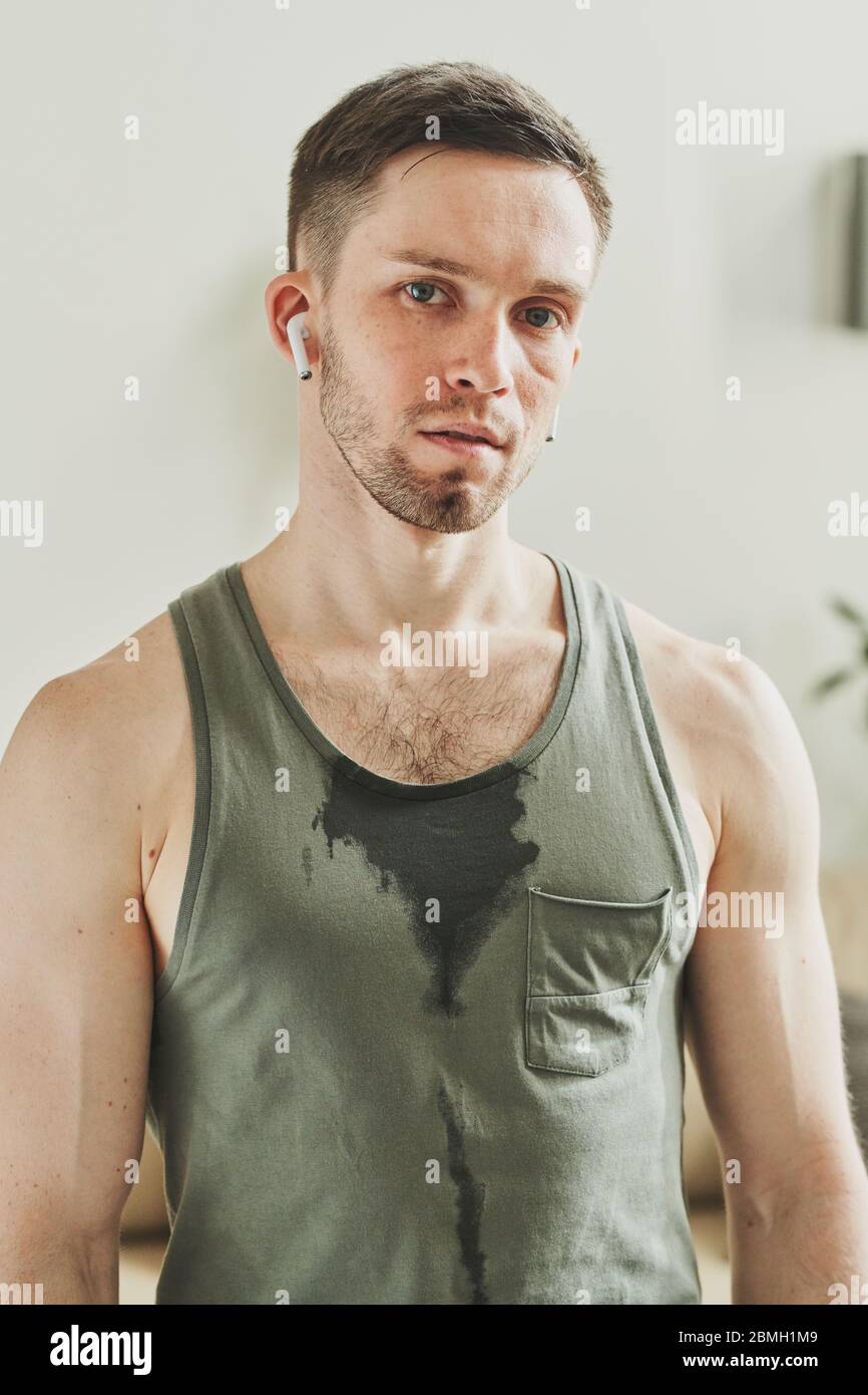 Muscle vest hi-res stock photography and images - Alamy