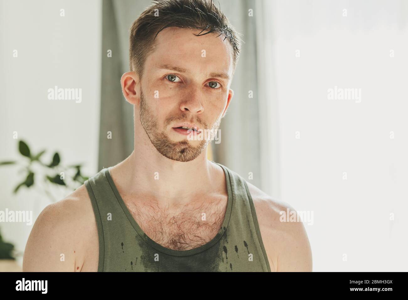 Sweaty men hi-res stock photography and images - Alamy