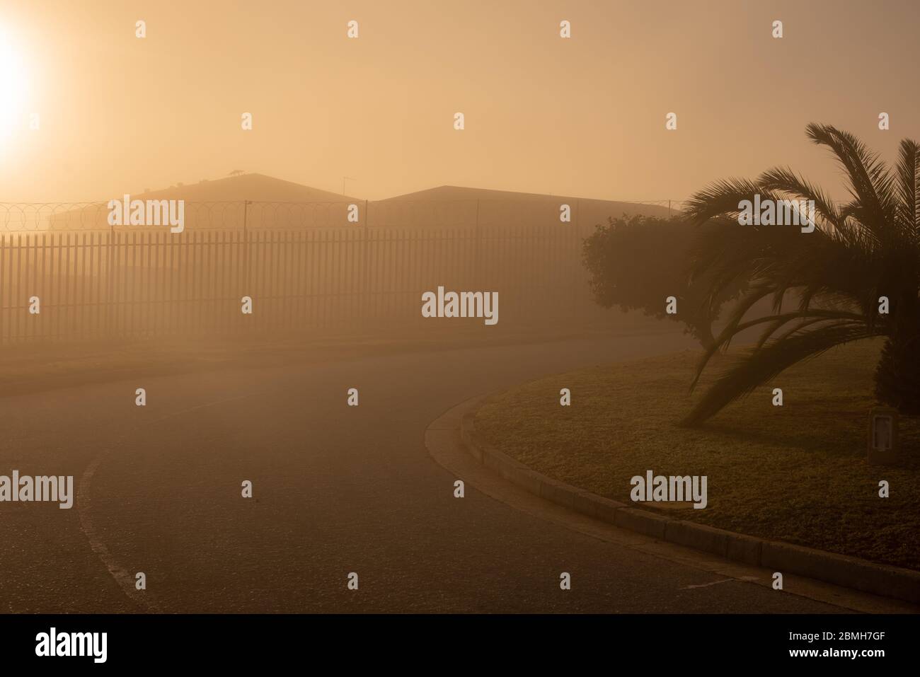 Orange mist background hi-res stock photography and images - Alamy