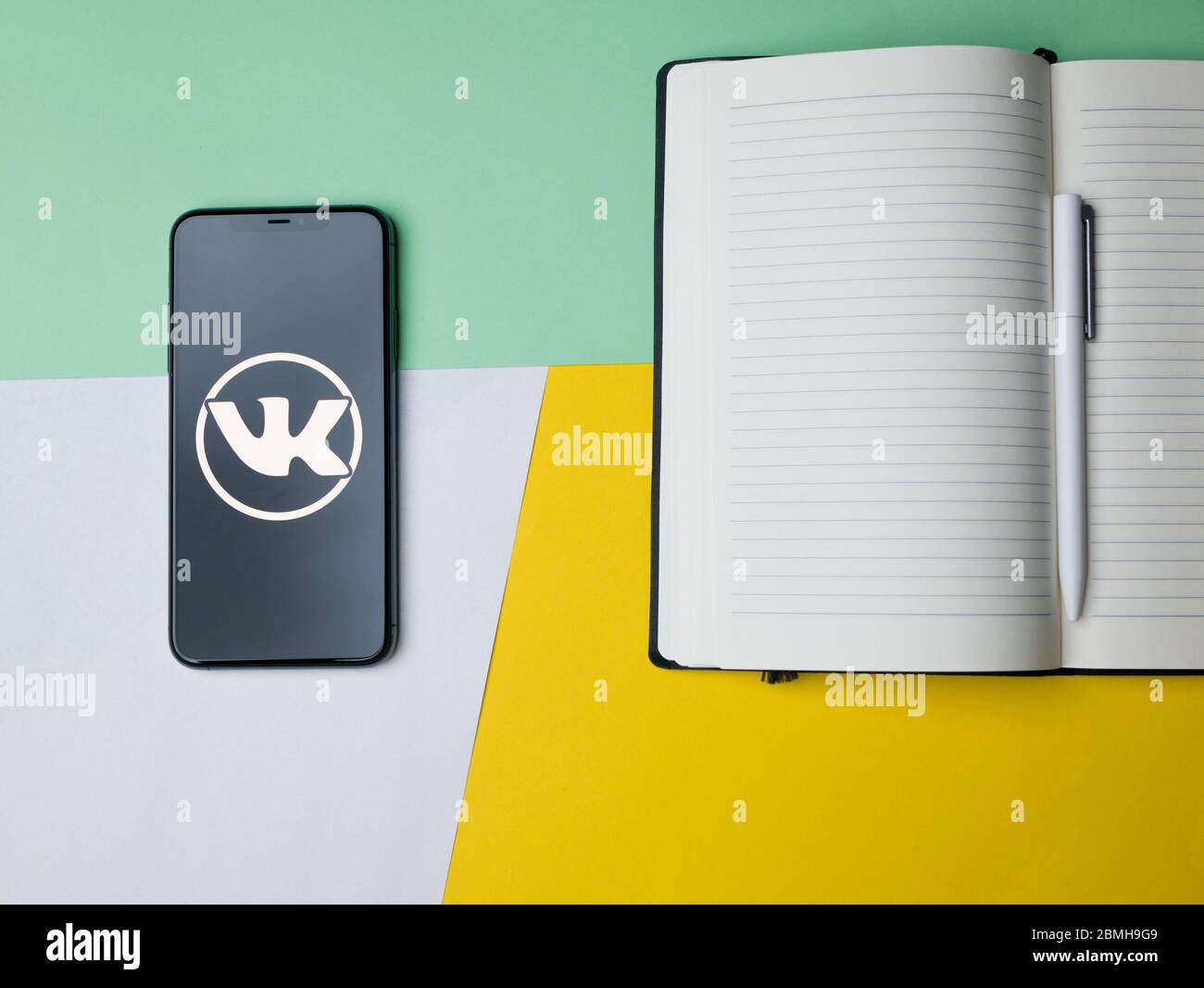 Vk logo hi-res stock photography and images - Alamy