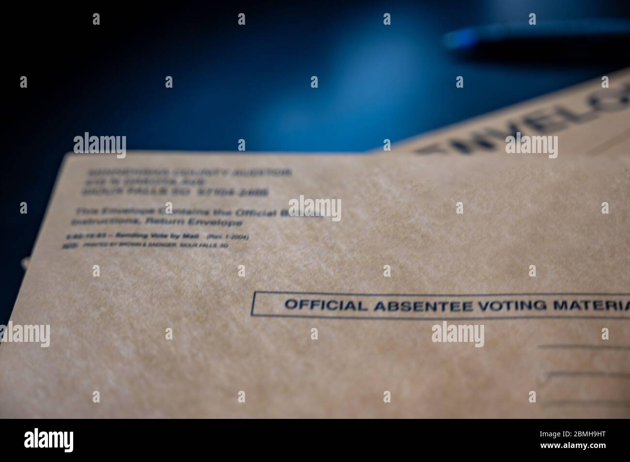 Official ballot return envelope hi-res stock photography and images - Alamy