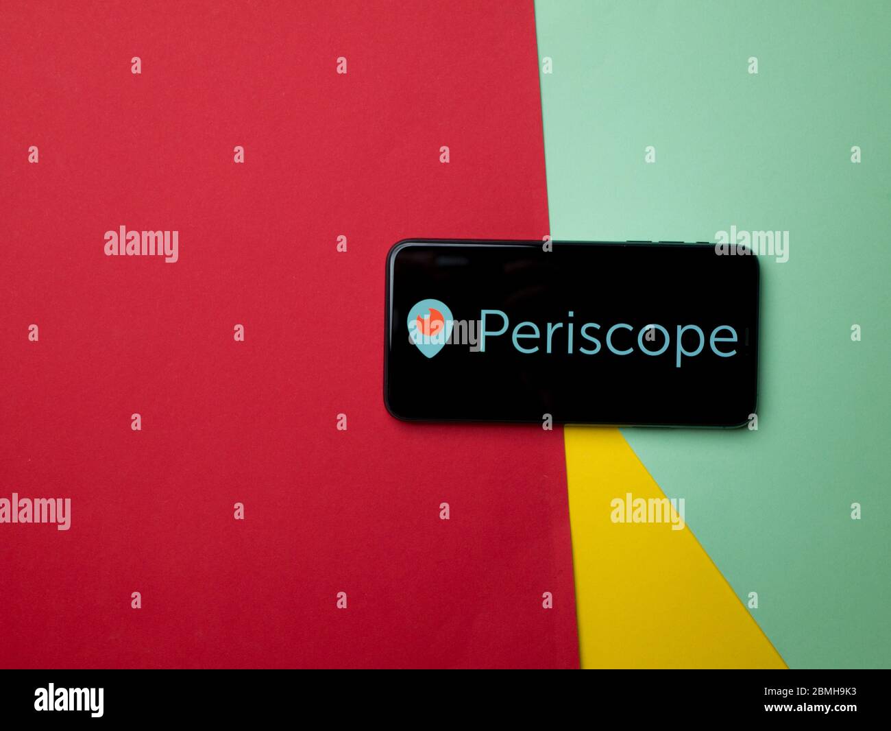 Periscope logo hi-res stock photography and images - Alamy