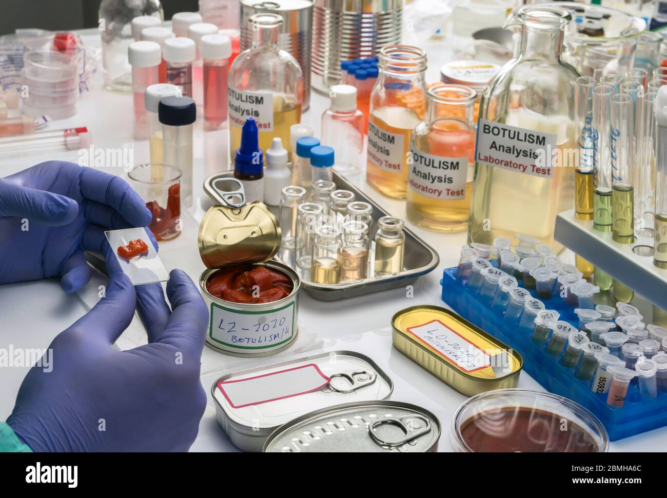 Food laboratory hi-res stock photography and images - Alamy