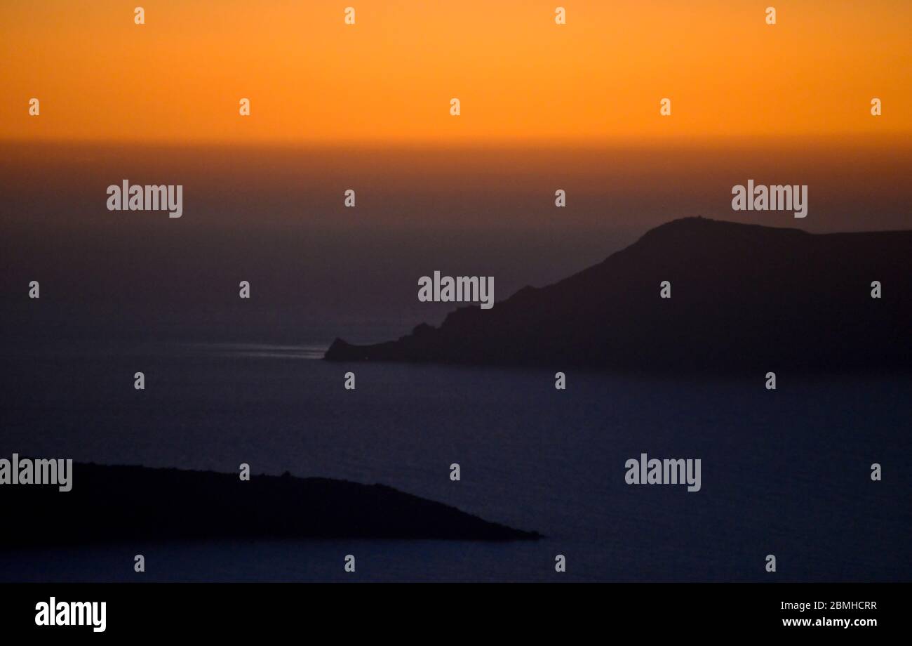Santorini caldera sunset hi-res stock photography and images - Alamy