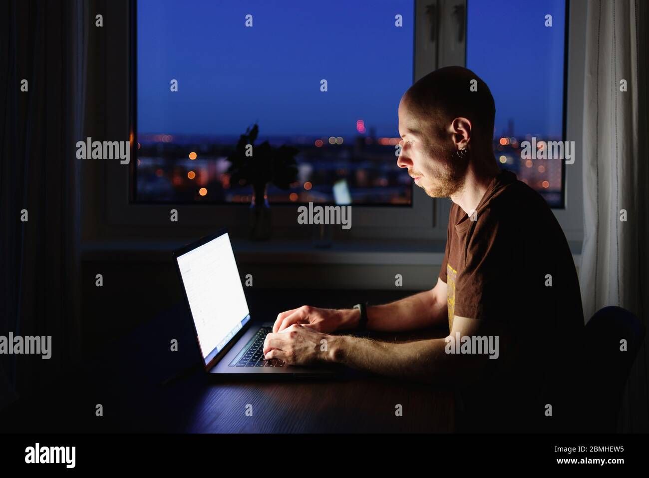 Dark light blue laptop hi-res stock photography and images - Alamy