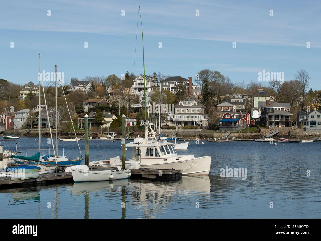 Massachusetts gloucester fishing boats pier hi-res stock photography ...