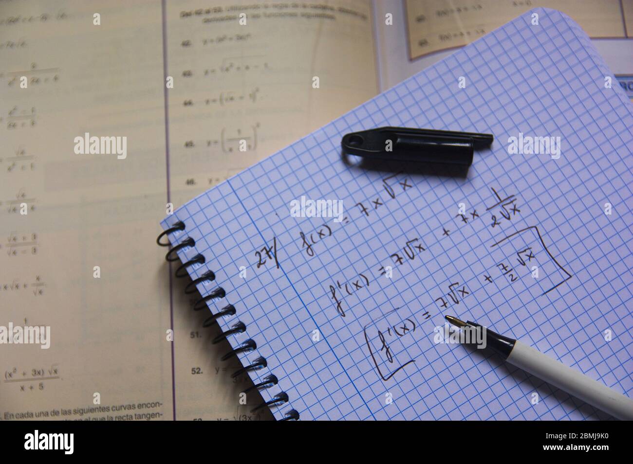 Calculus textbook hi-res stock photography and images - Alamy