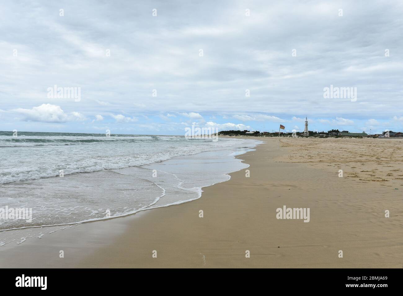 Dolphin bay jeffreys beach south africa hi-res stock photography and ...