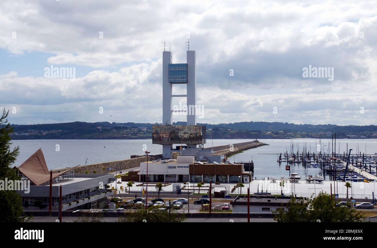Torre de control maritimo de la coruna hi-res stock photography and ...