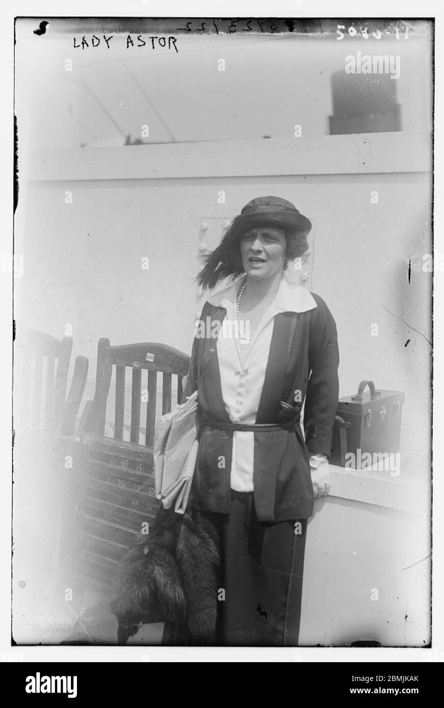 Lady astor portrait hi-res stock photography and images - Alamy