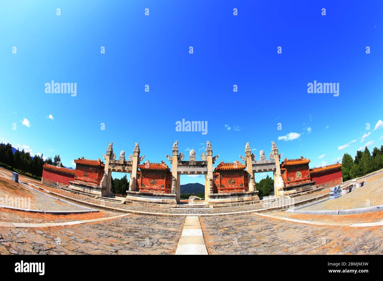 Ancient Chinese architecture stone arch Stock Photo - Alamy