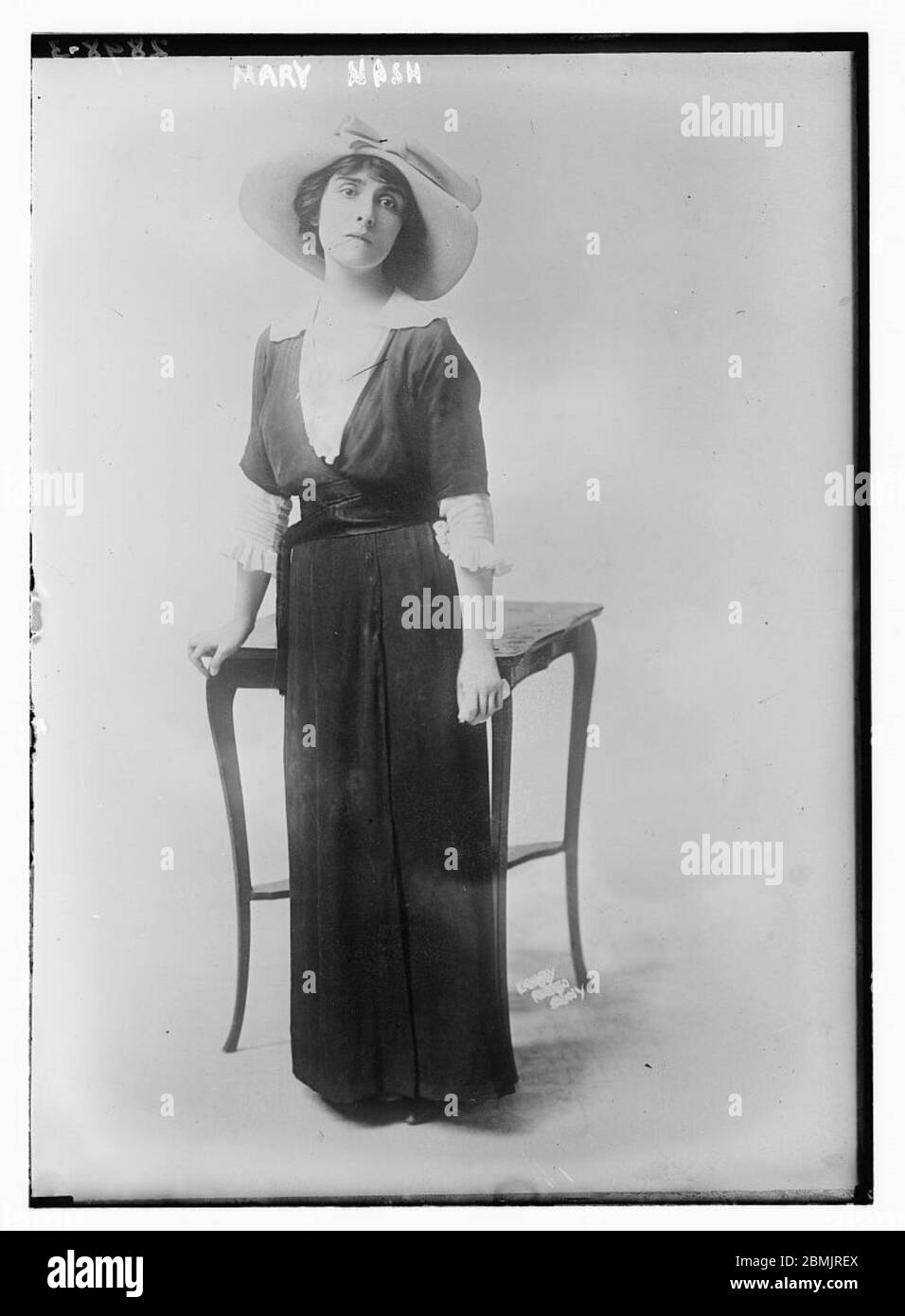 Mary nash hi-res stock photography and images - Alamy