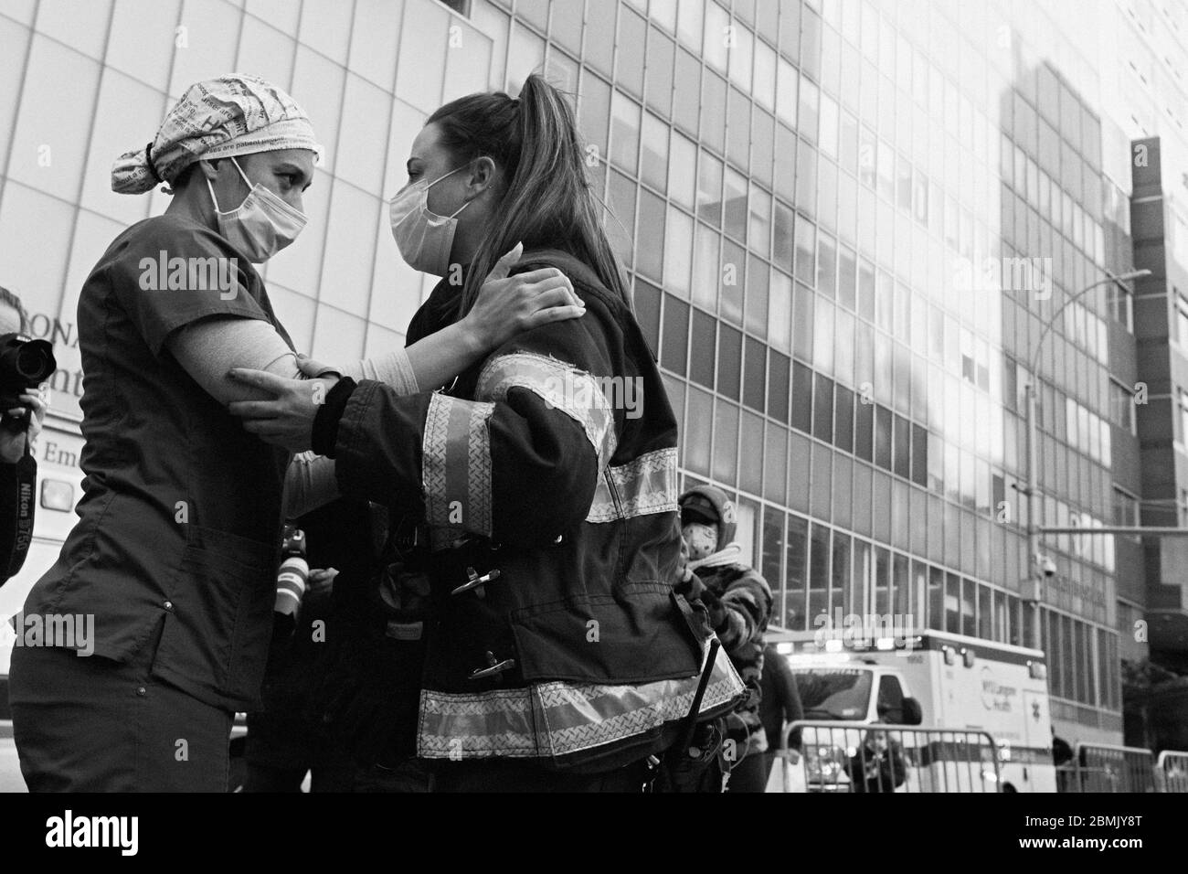 Female firefighter usa Black and White Stock Photos & Images - Alamy
