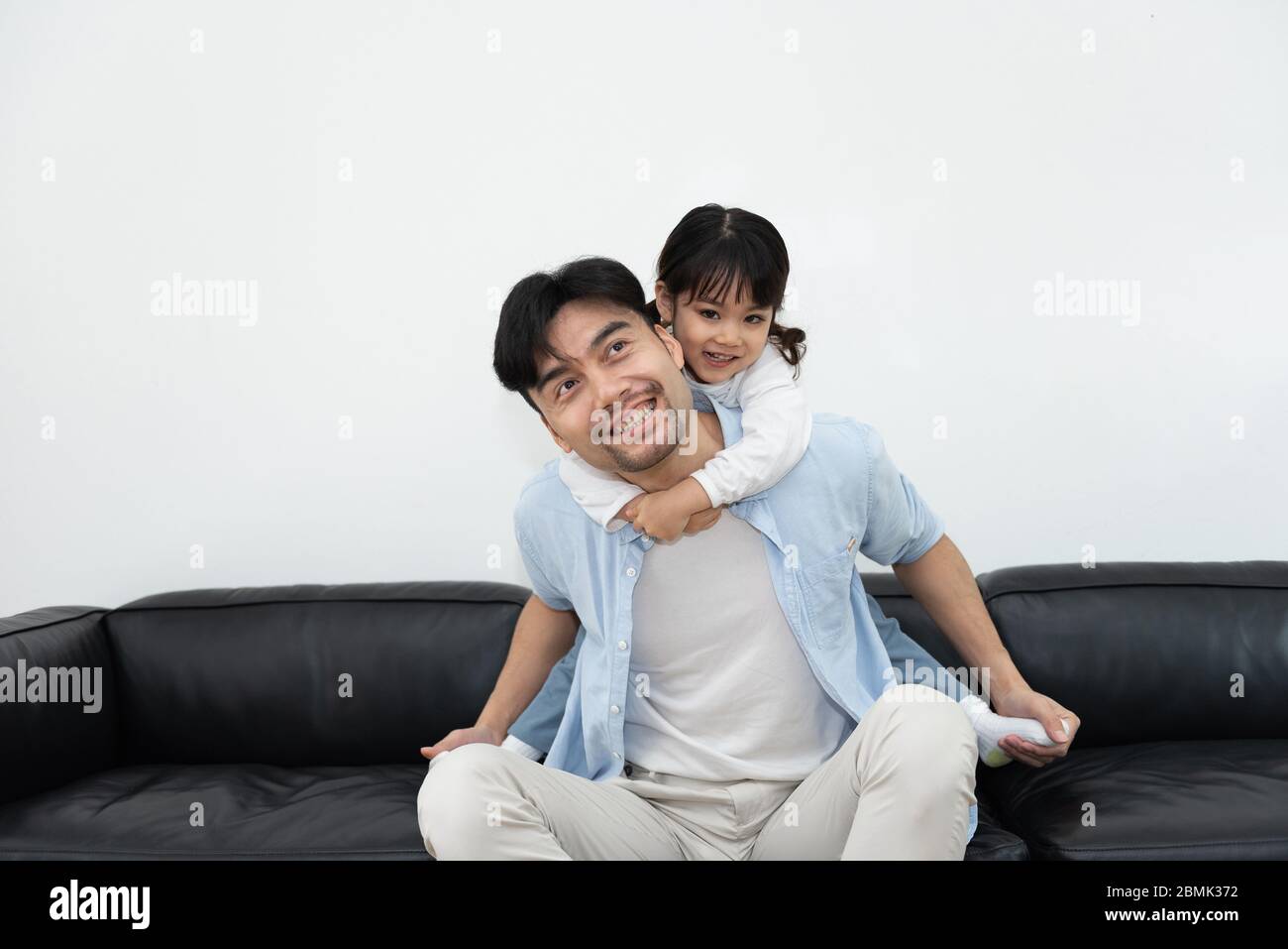 Asian father daughter hi-res stock photography and images - Alamy