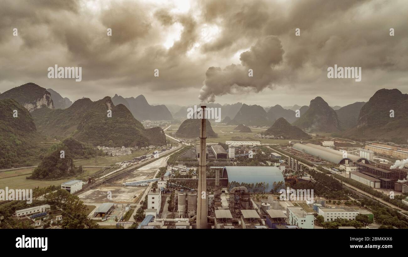 Alumina plant hi-res stock photography and images - Alamy