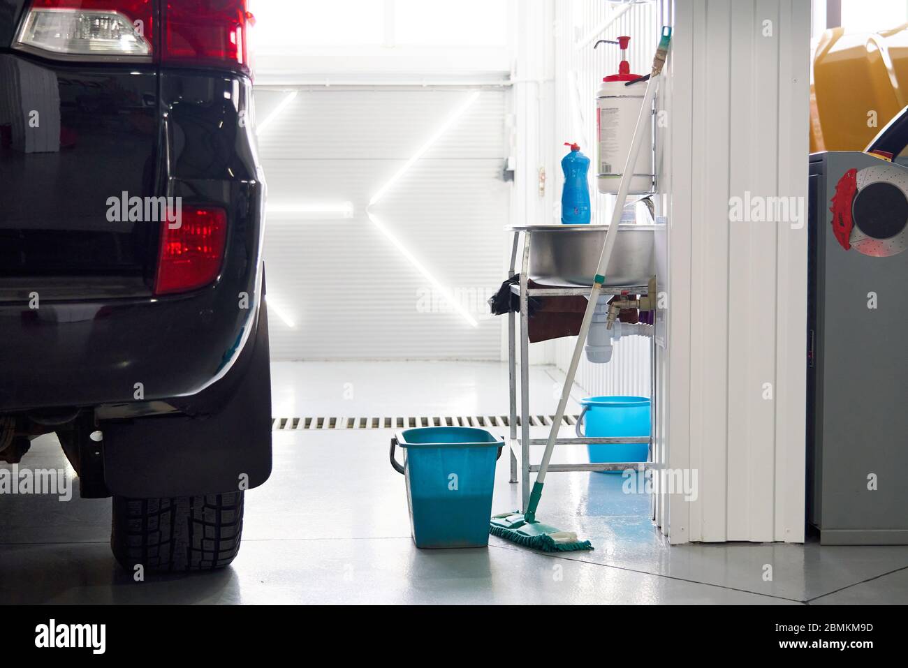 Keeping the place clean hi-res stock photography and images - Alamy