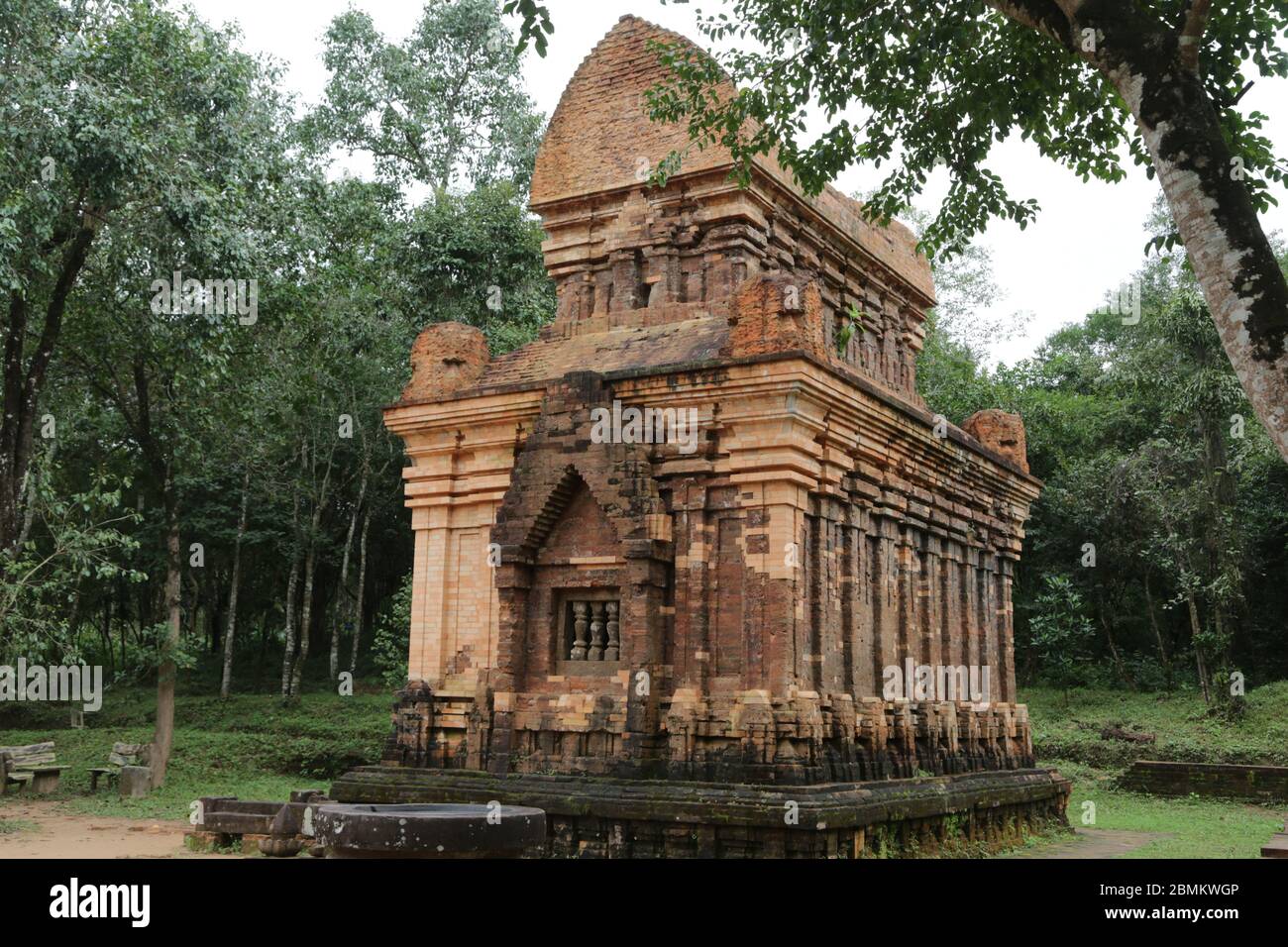 in vietnam cong nhan the old buildings and historical site of building ...