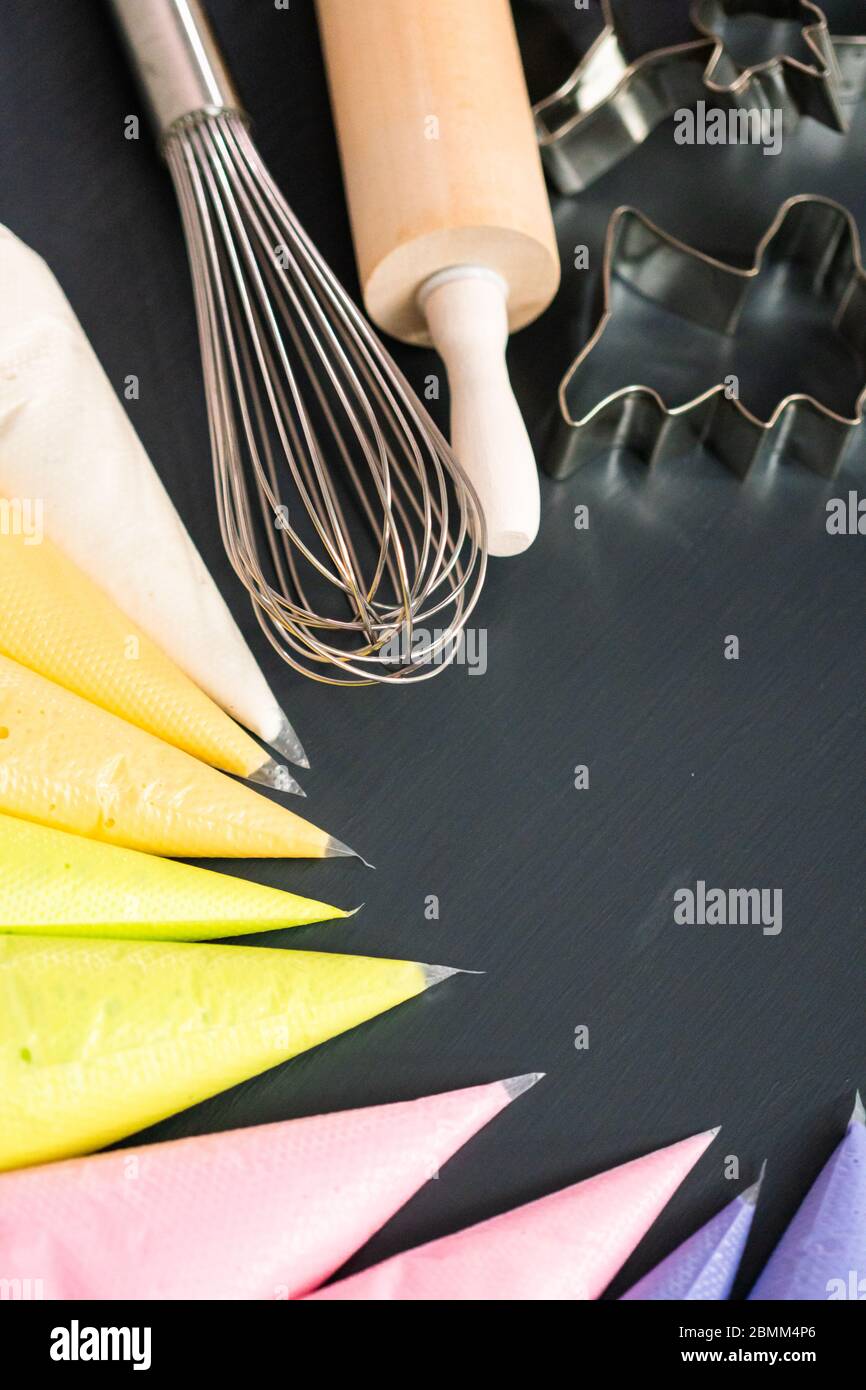 Themed cookie cutters hi-res stock photography and images - Alamy