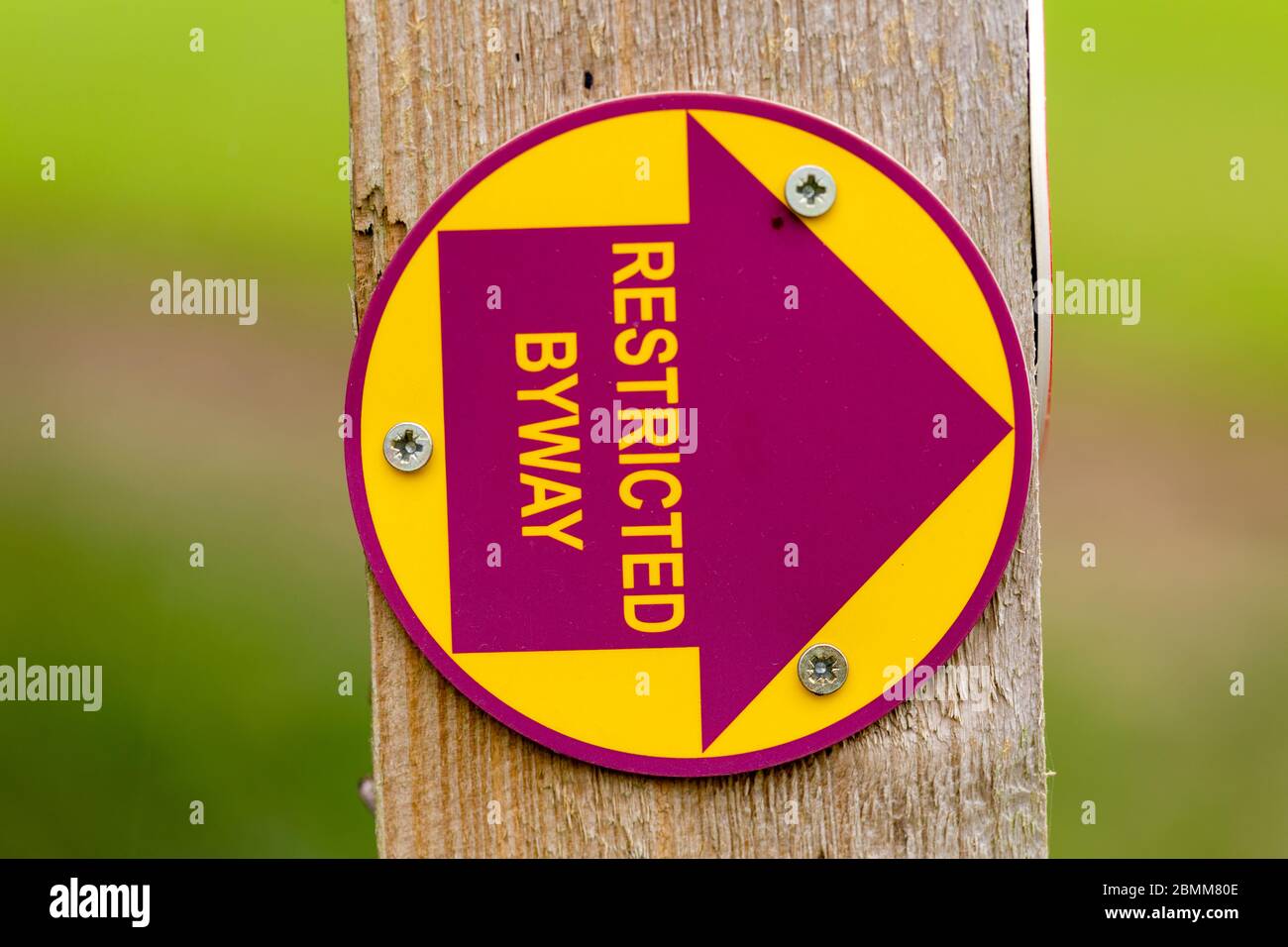 Restricted byway sign hi-res stock photography and images - Alamy