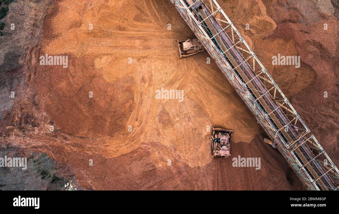 Field sand hi-res stock photography and images - Alamy