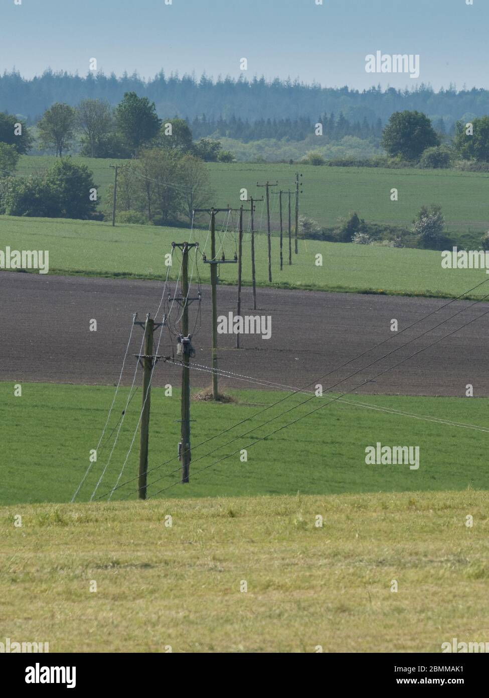 Power lines uk hi-res stock photography and images - Alamy