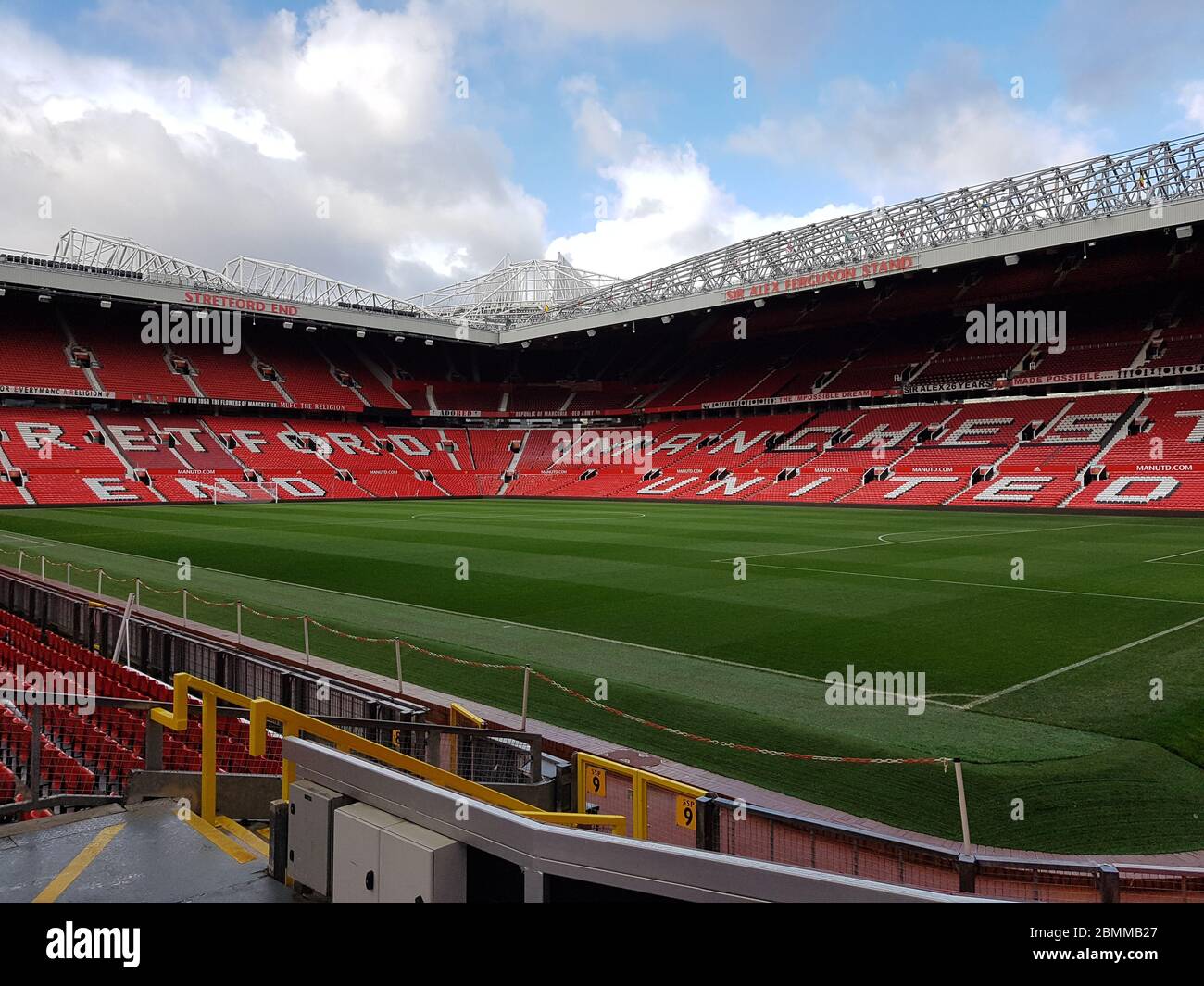 Manchester football stadium tour hi-res stock photography and images ...