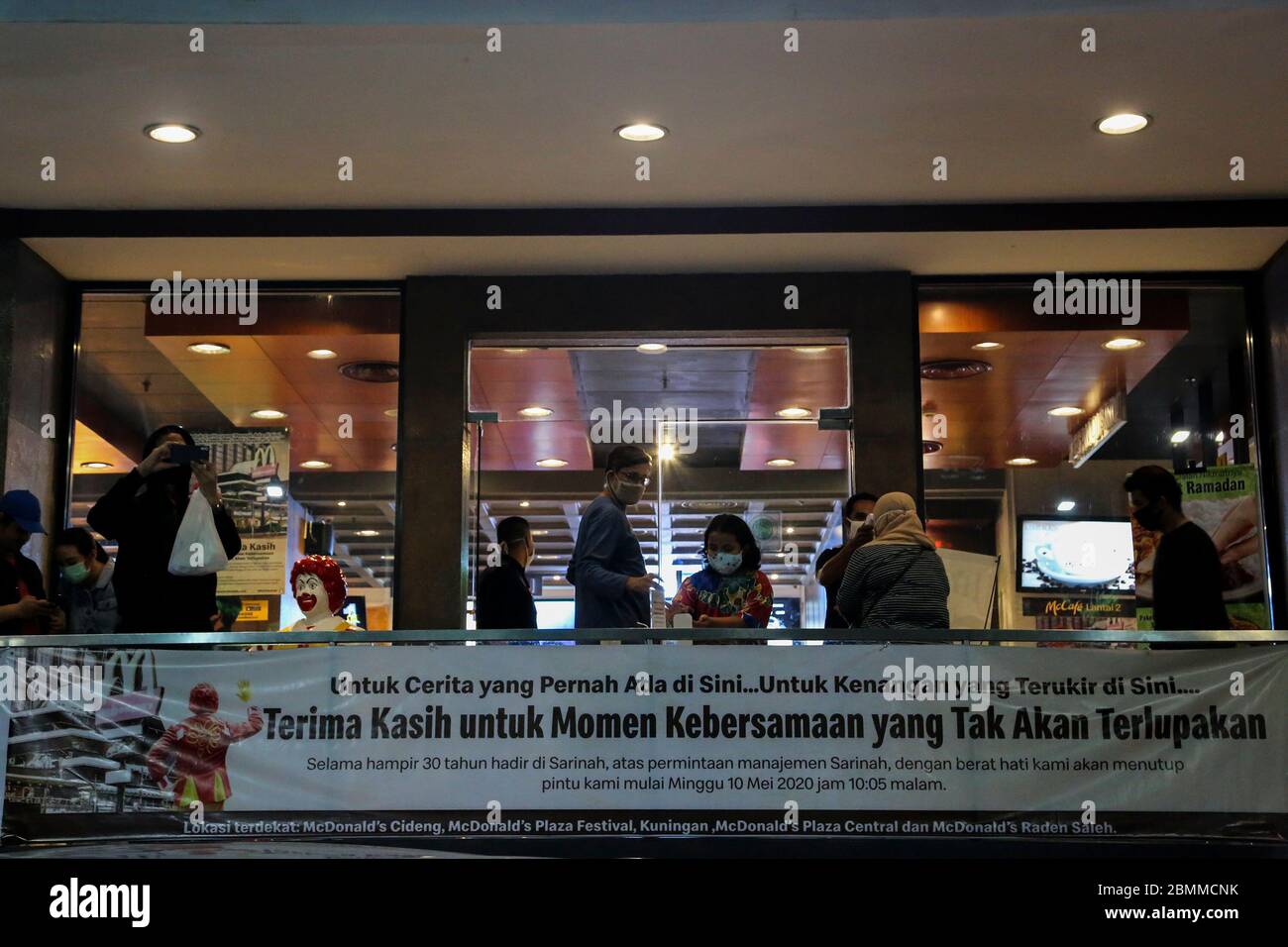 Fast food outlets usa hi-res stock photography and images - Alamy