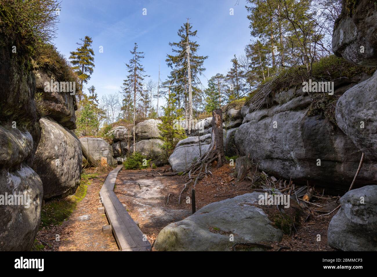 Stolowe Mountains National Park. Wooden boardwalk in Rock Labyrinth ...