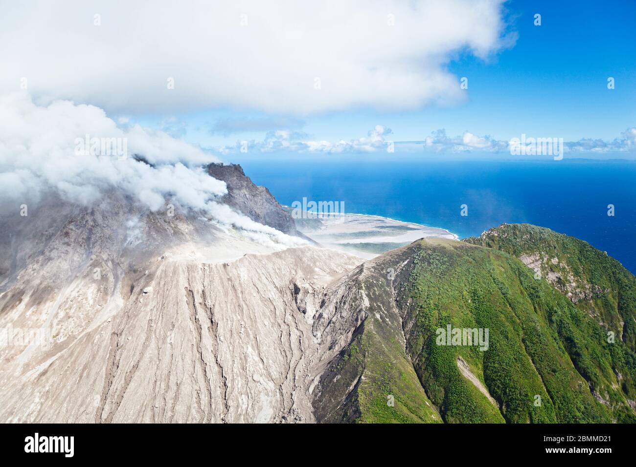 Pyroclastic cone hi-res stock photography and images - Alamy