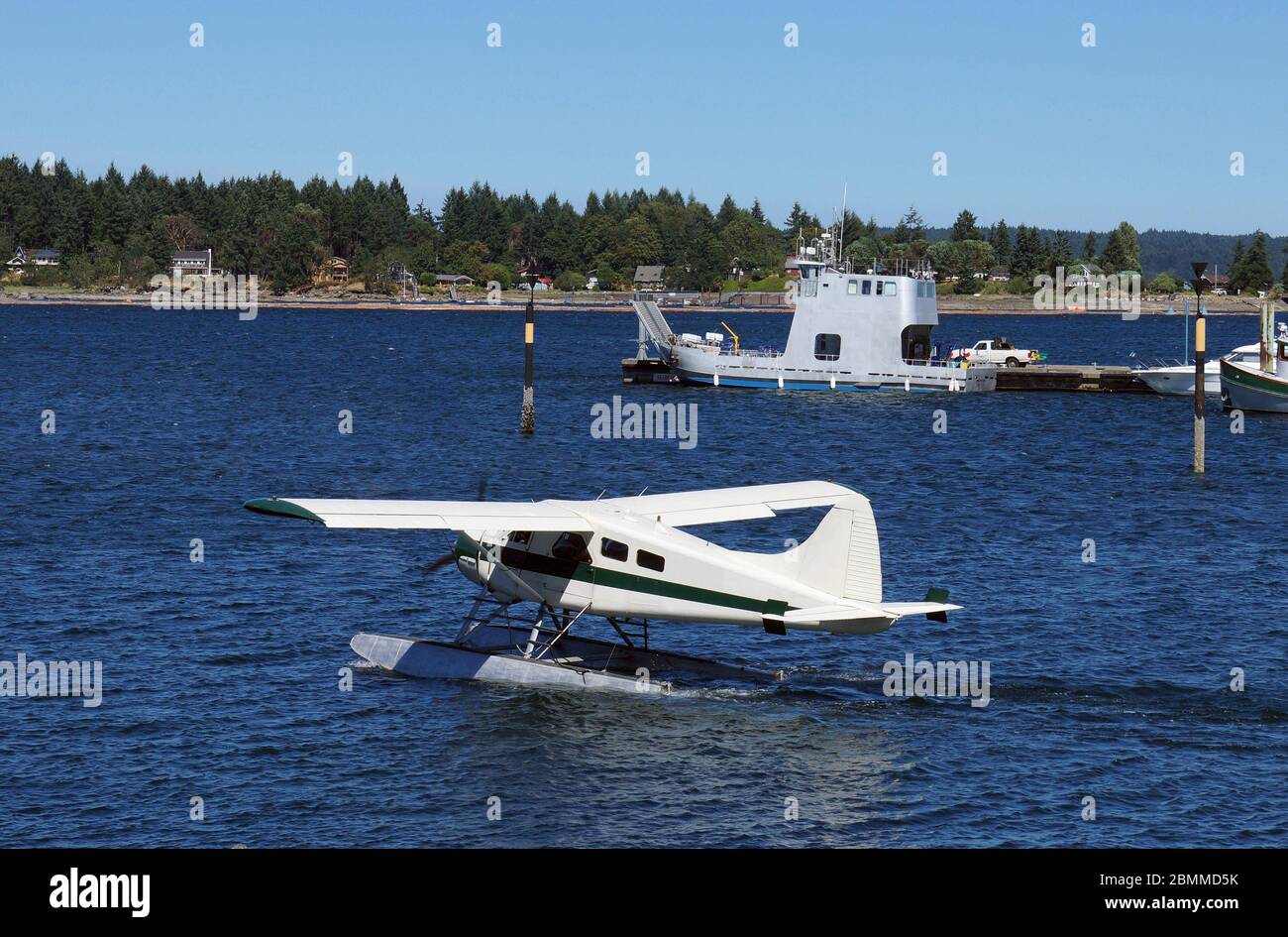 Waterplanes in Tofino, Vancouver Island, B.C Stock Photo - Alamy