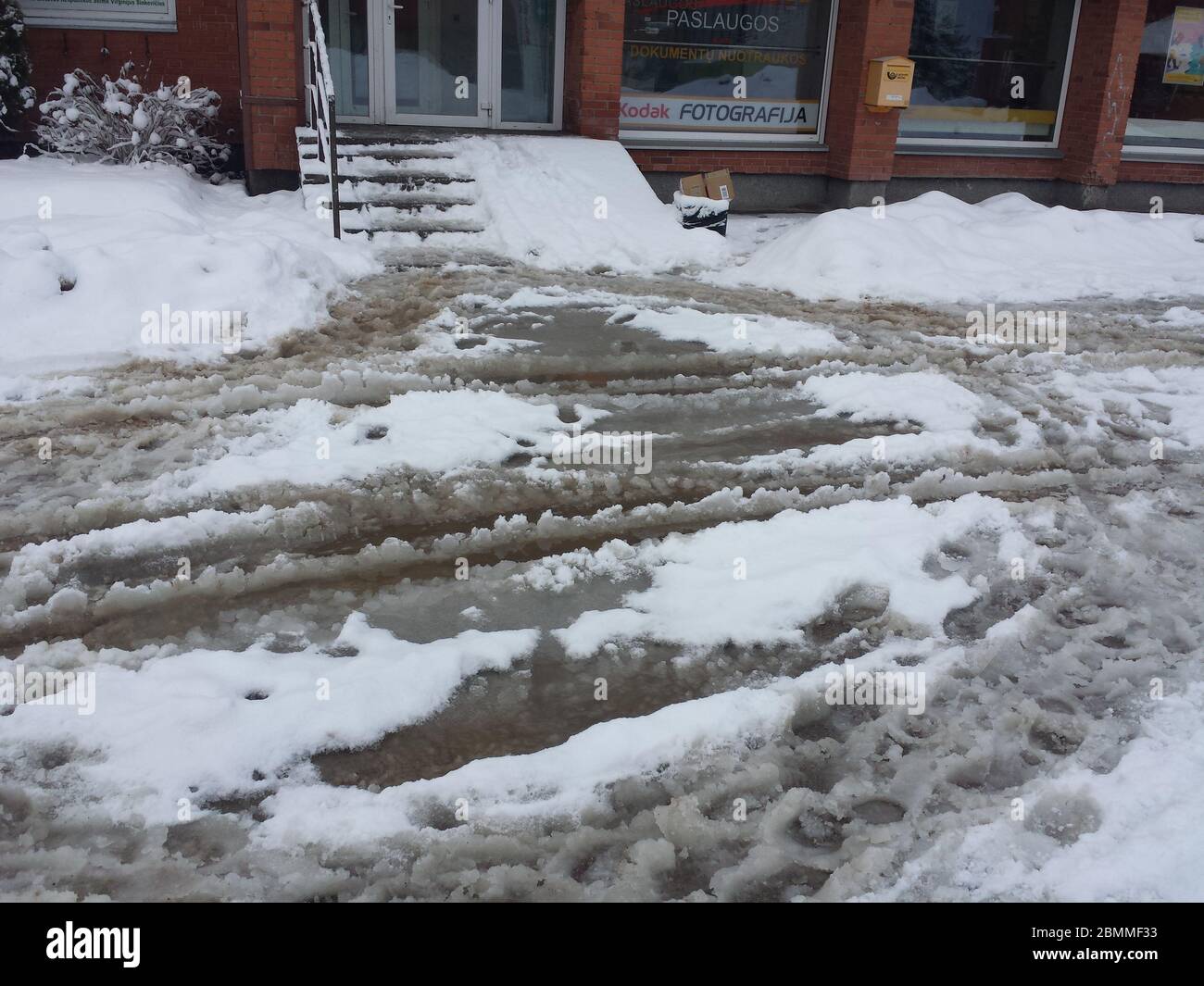 City full of snow hi-res stock photography and images - Alamy