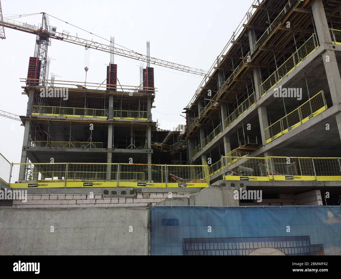 Office building under construction Stock Photo - Alamy