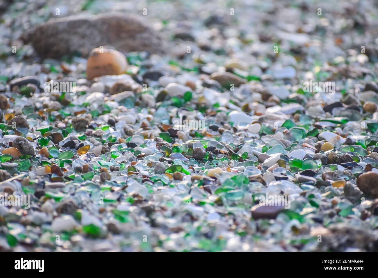 Shells, stones and crystals rounded by the erosion of the sea Los ...