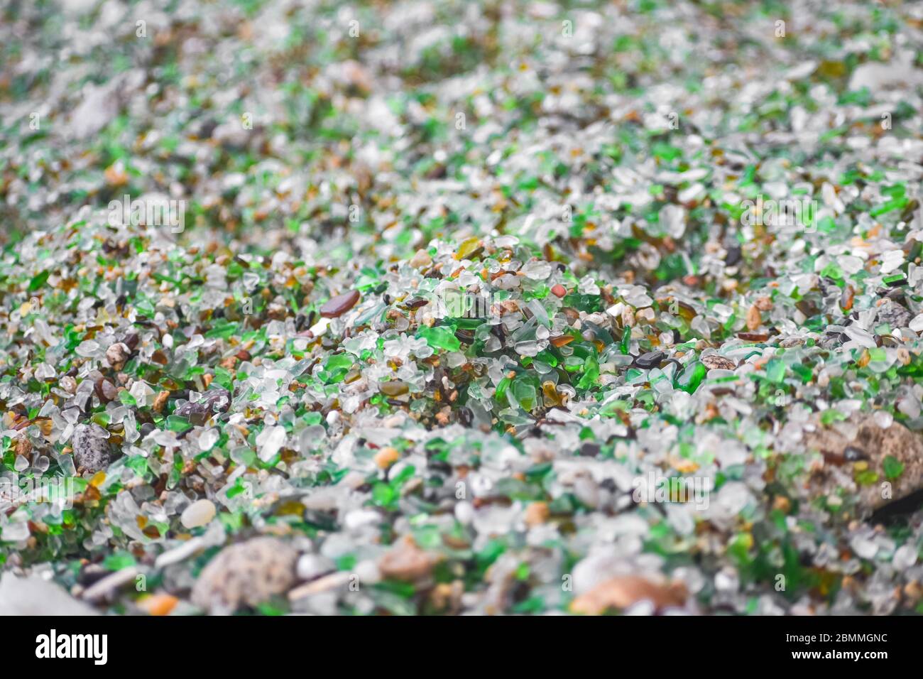 Shells, stones and crystals rounded by the erosion of the sea Los ...