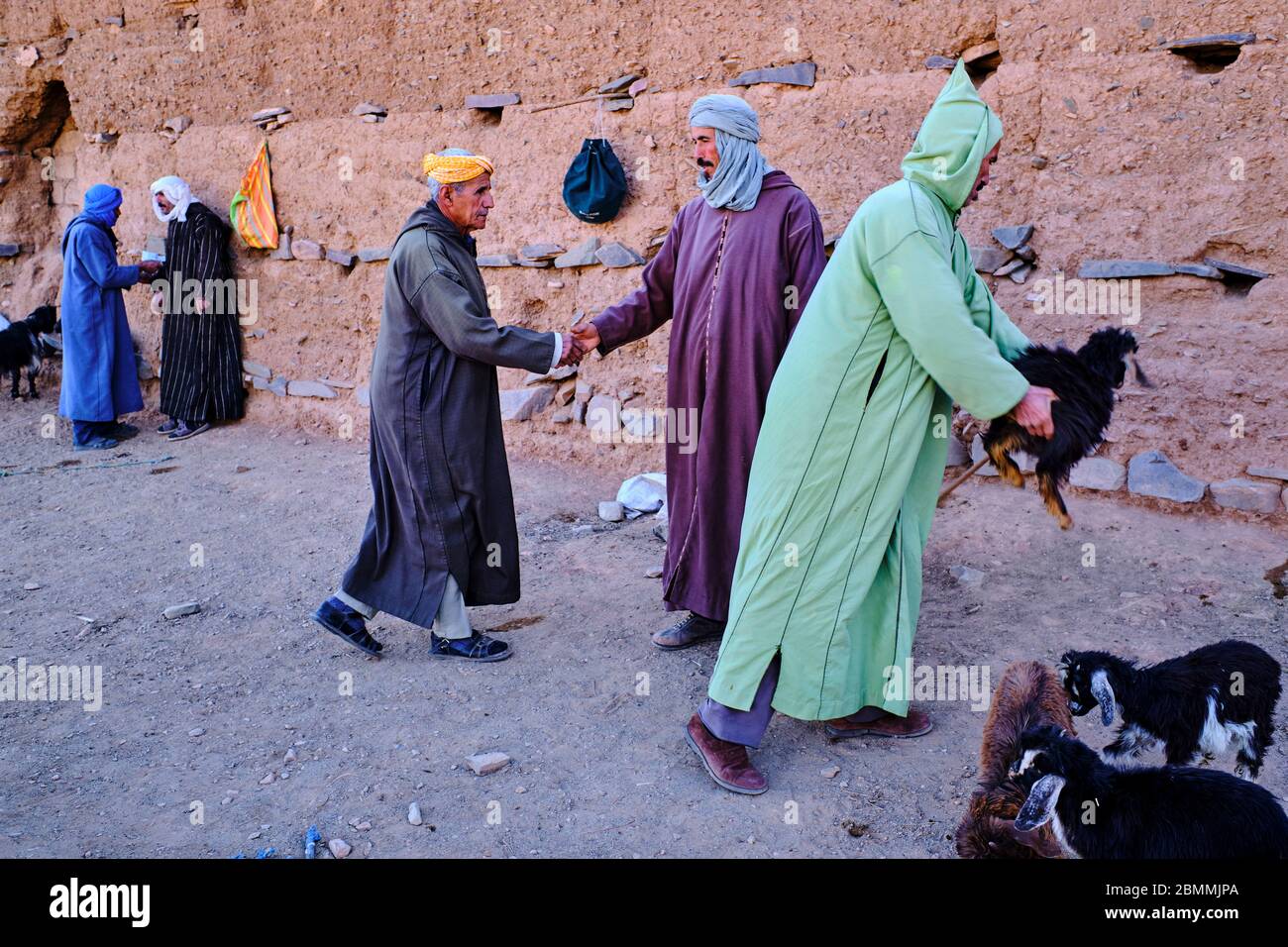 Morocco, High Atlas, Draa valley, Agdz, Thursday souk Stock Photo - Alamy