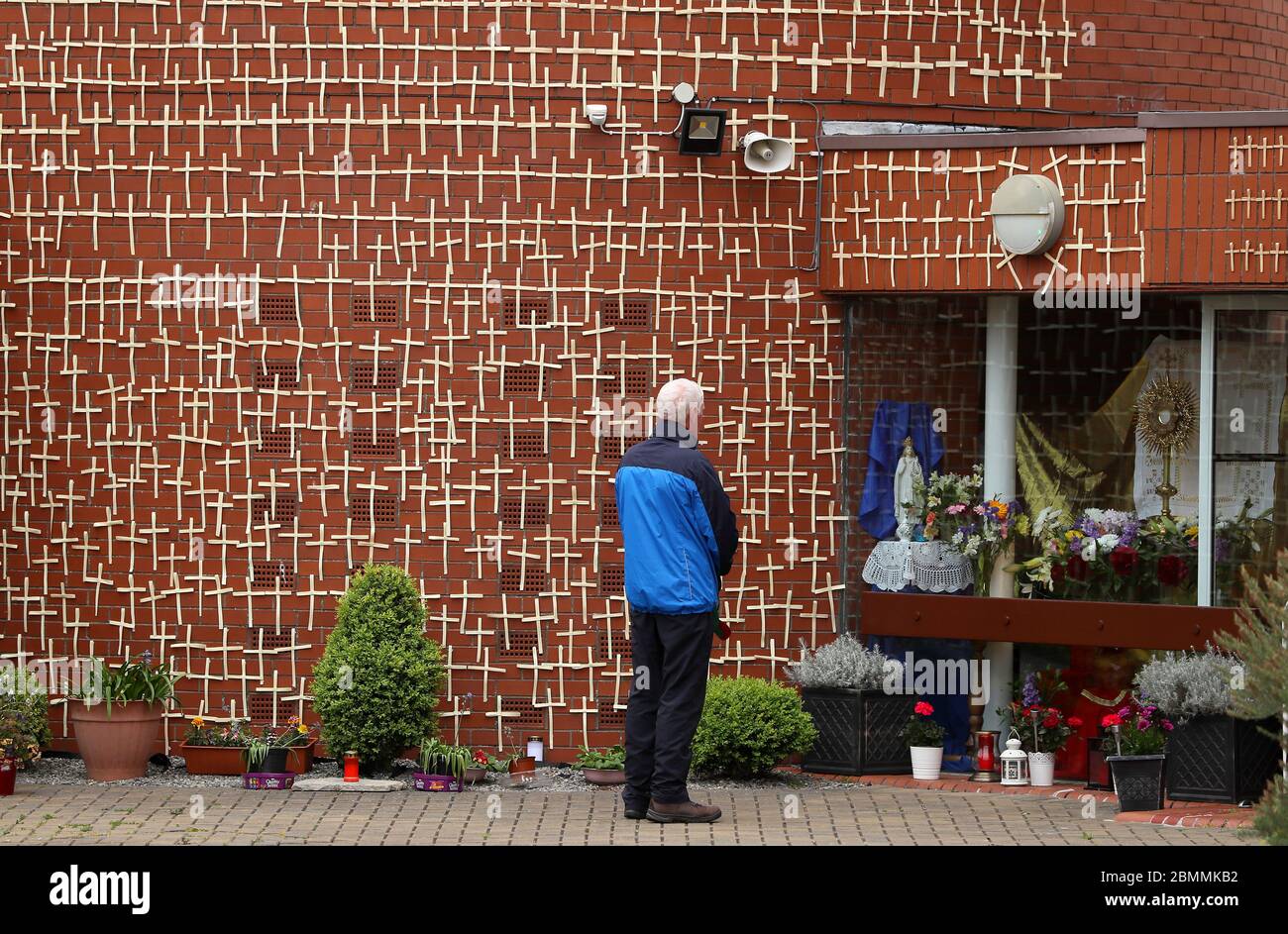 Memory every victim covid 19 on island ireland hi-res stock photography ...