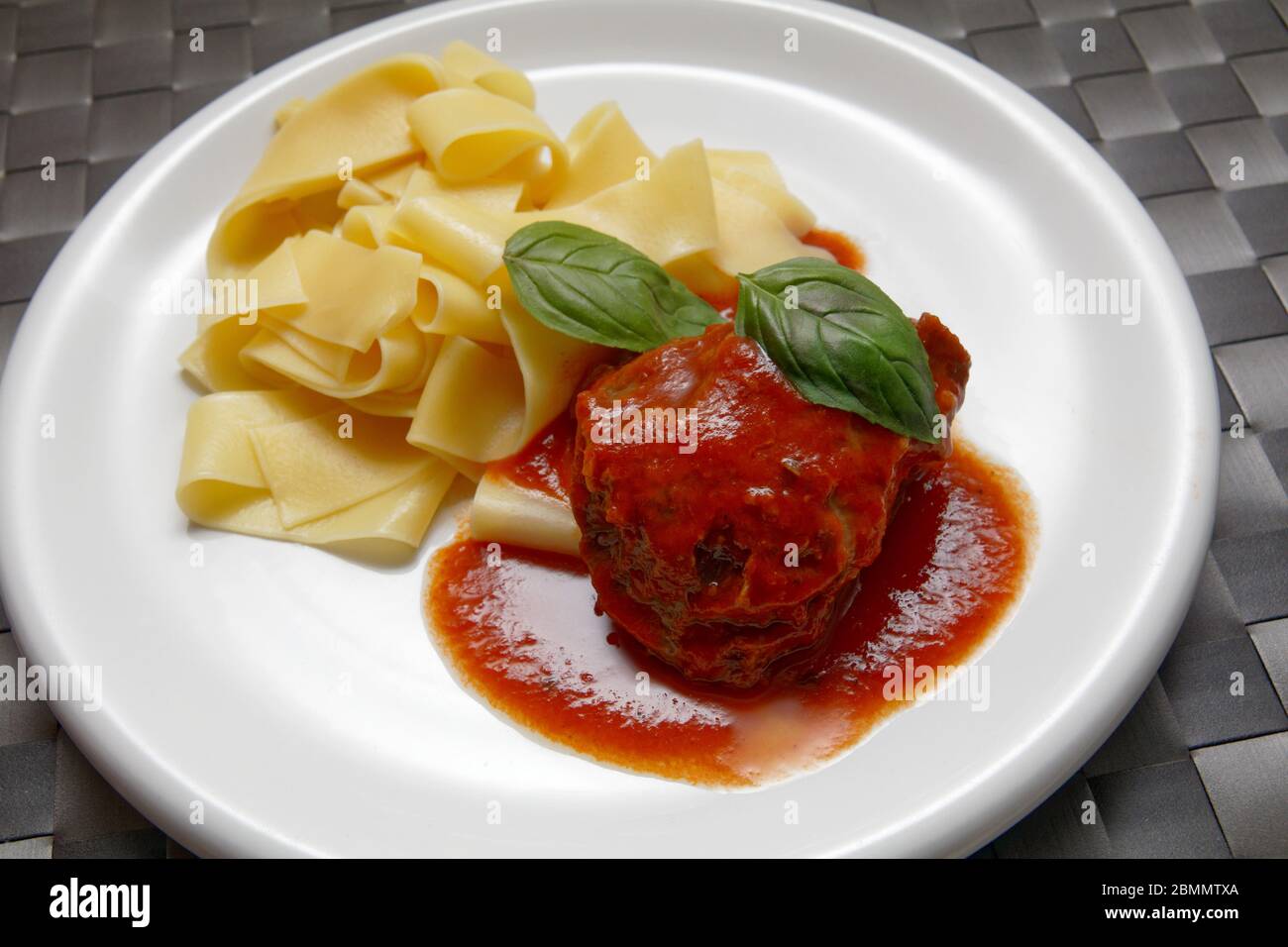 Slow cooked ox cheek hi-res stock photography and images - Alamy