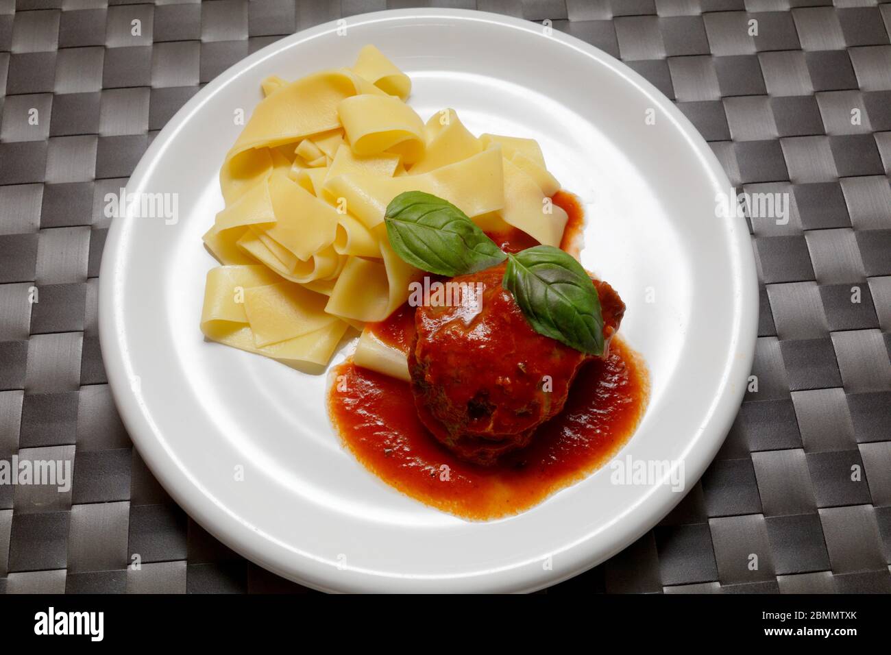 Slow cooked ox cheek hi-res stock photography and images - Alamy