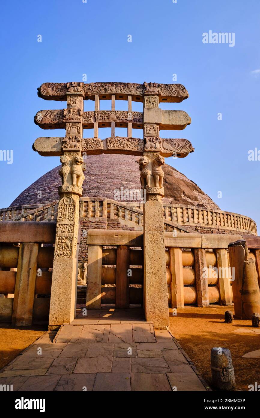 India, Madhya Pradesh state, Sanchi, Buddhist monuments listed as World ...