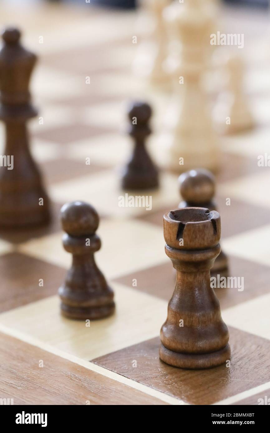 An open chess game on the table Stock Photo - Alamy