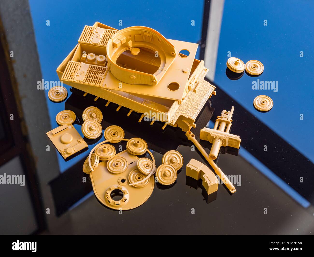 Color ww2 photos hi-res stock photography and images - Alamy