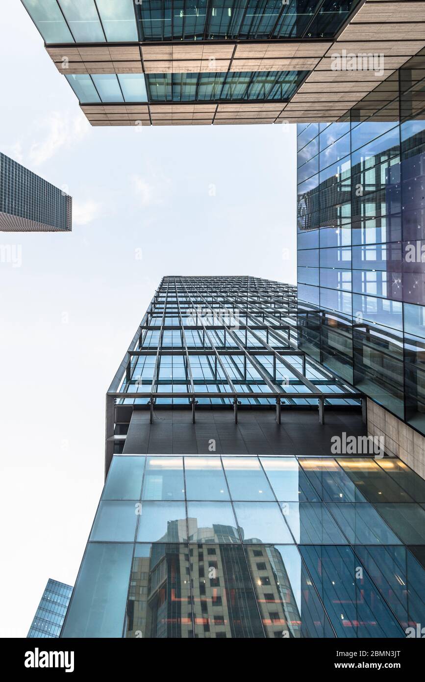 modern office building exterior Stock Photo - Alamy