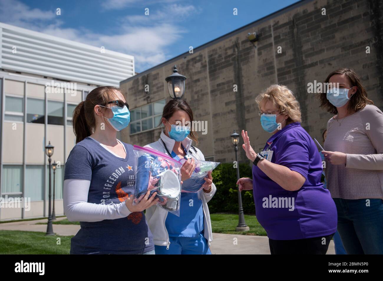 Jennifer wolfe hi-res stock photography and images - Alamy