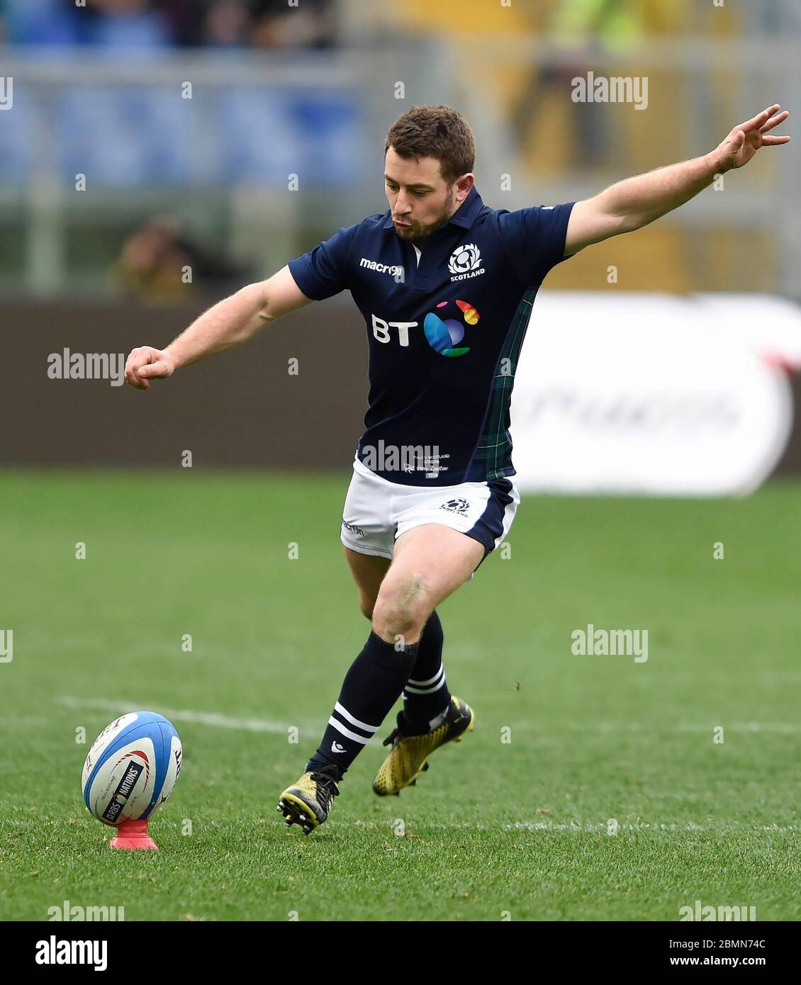 Italy v scotland rugby 2016 hi-res stock photography and images - Alamy