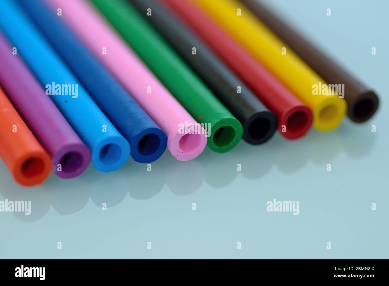 Macro details of lined up colorful wax crayons Stock Photo - Alamy