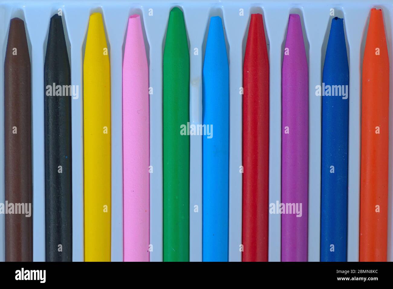 Macro details of lined up colorful wax crayons Stock Photo - Alamy